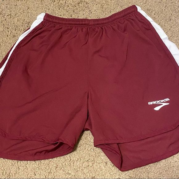 Brooks | Shorts | Brooks Equilibrium Womens Lined Running Shorts Maroon ...